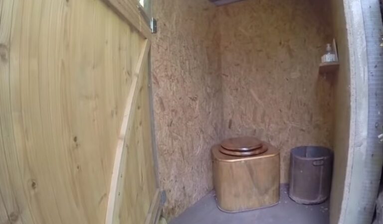 Dry Toilet: Everything You Need to Know About It | Tech Idea